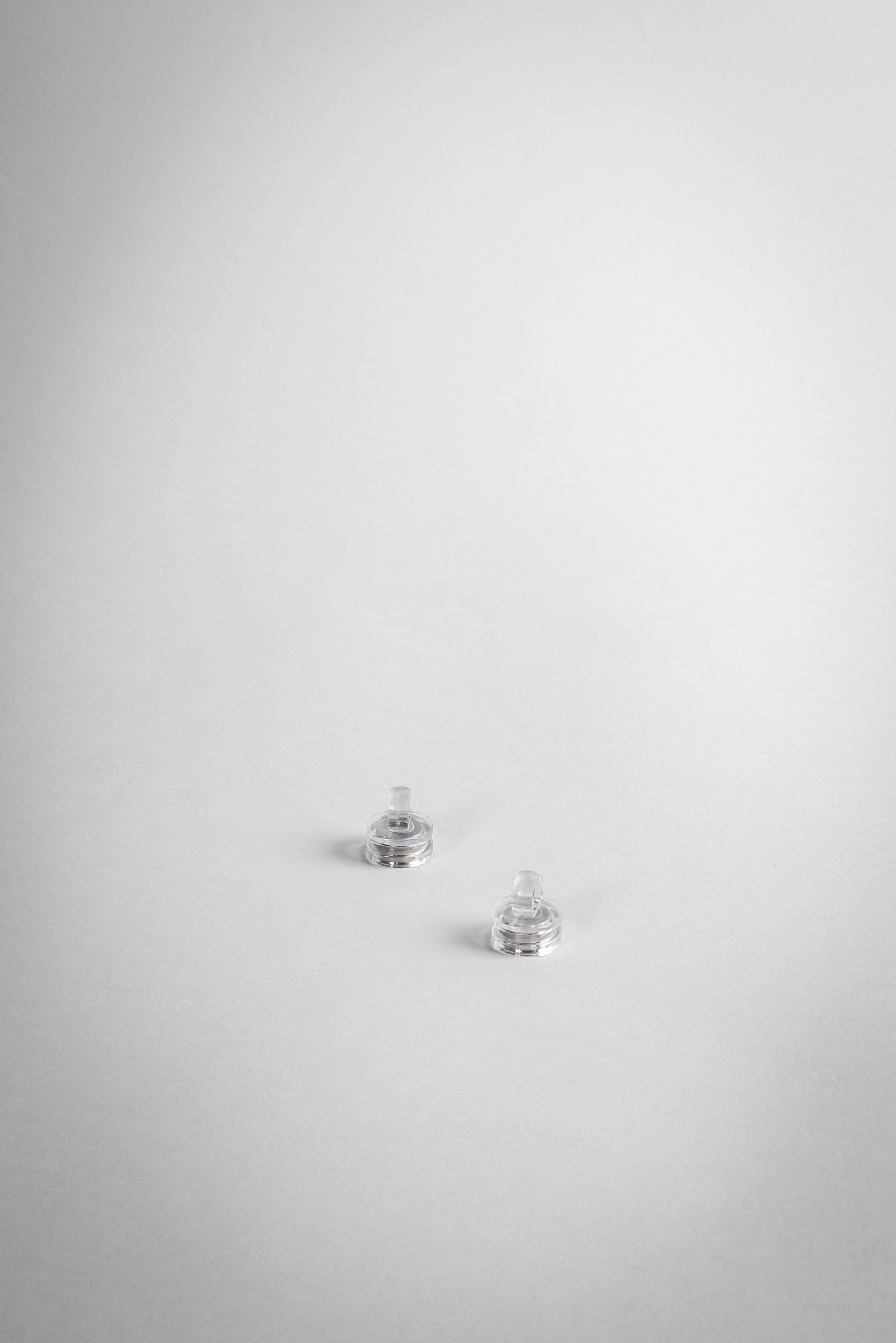 Hanging display suspenders | HL Display