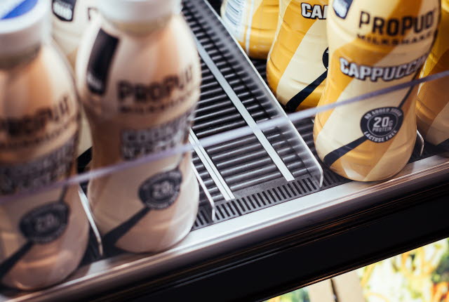 Gravity feed system | HL Display